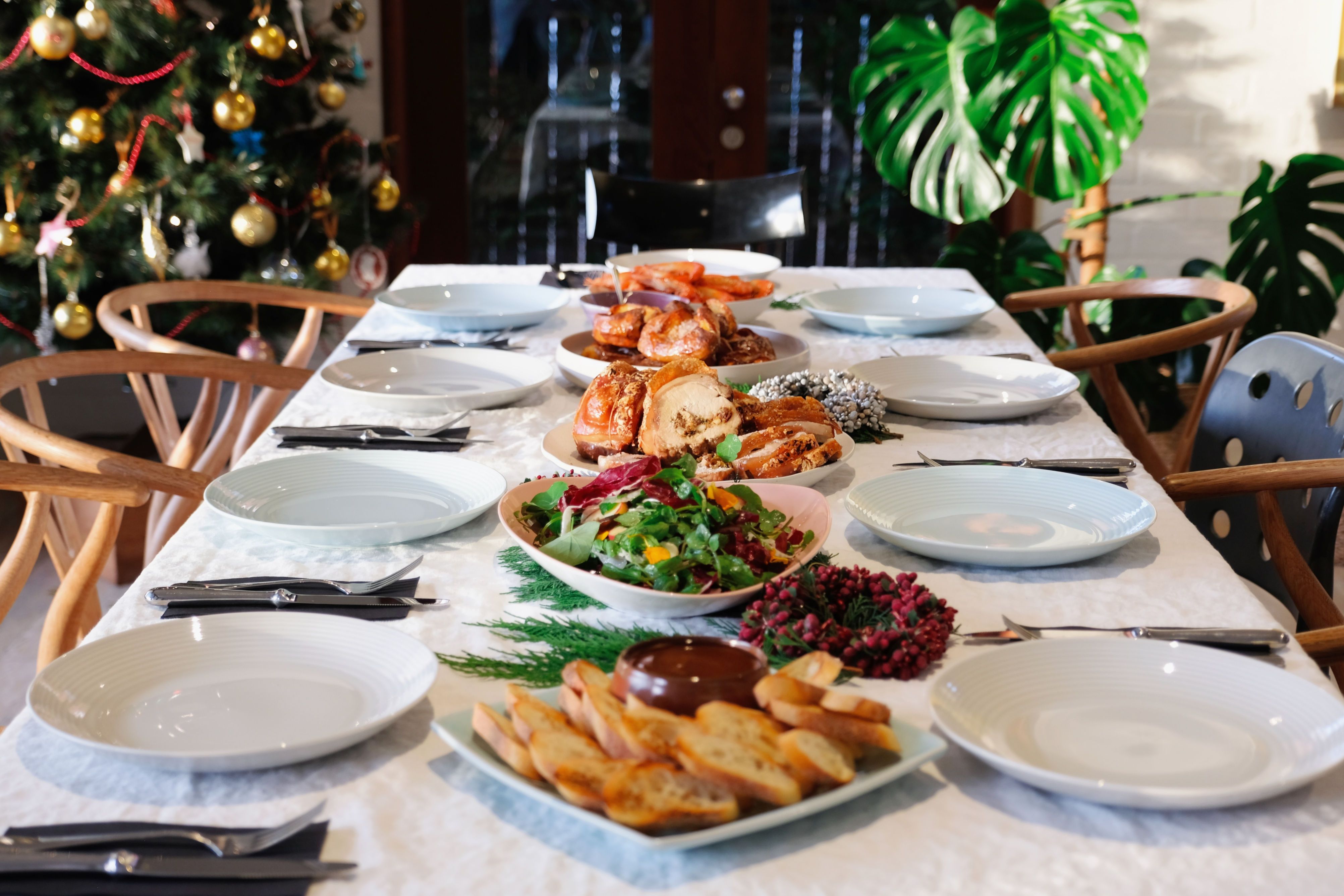 Articles Enjoy this Thankfully Nourished Christmas Banquet